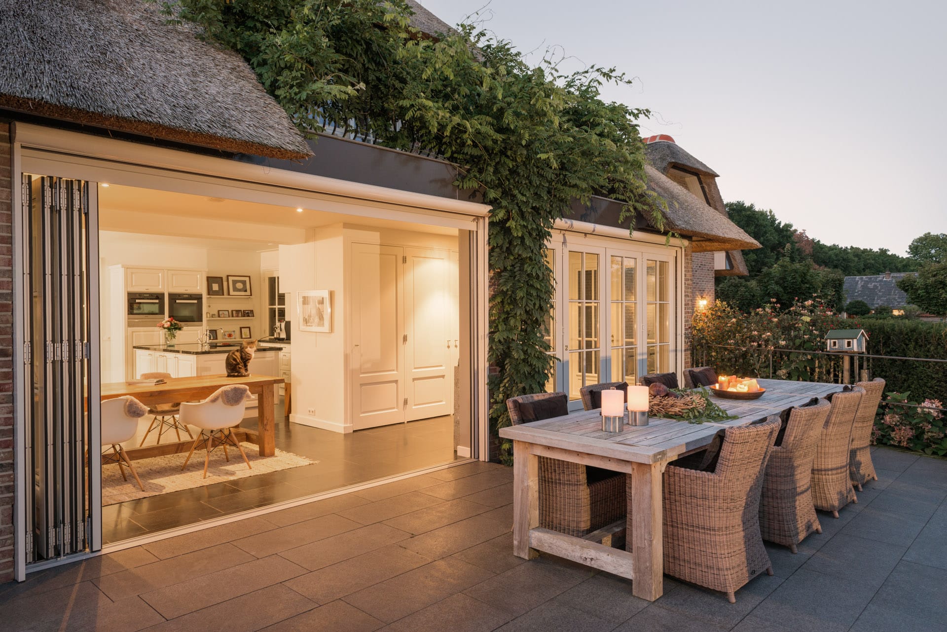 Solarlux Combiline Bifold Door - Corsham Building Plastics